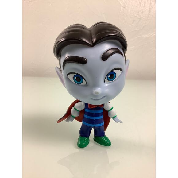 Netflix | Toys | Netflix Super Monster Drac Shadow Vinyl Figure 4 Euc ...